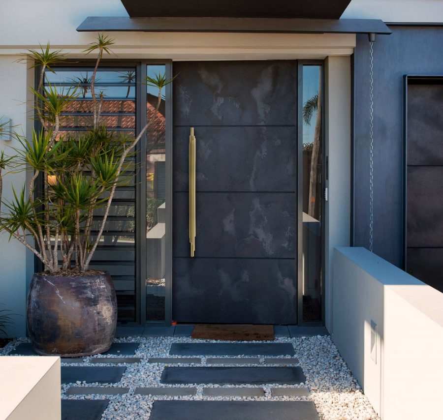 Hardware Design Ideas to Embellish Your Exterior Home Decoration Game