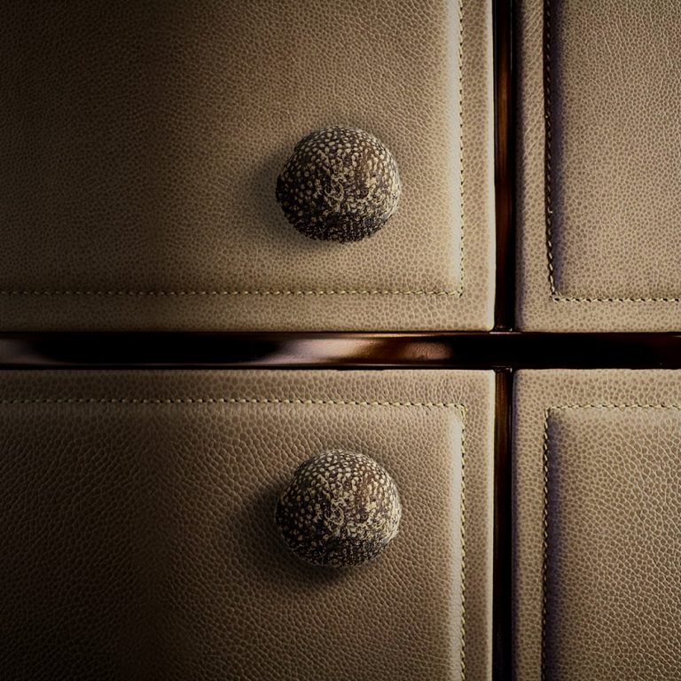 Decorative Hardware: 5 Functional Trends & Tips for a Solid Interior