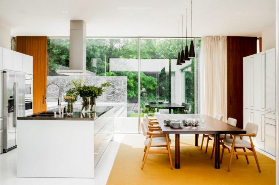 5 Outstanding Kitchen Designs Decorated by World-Renowned Creatives