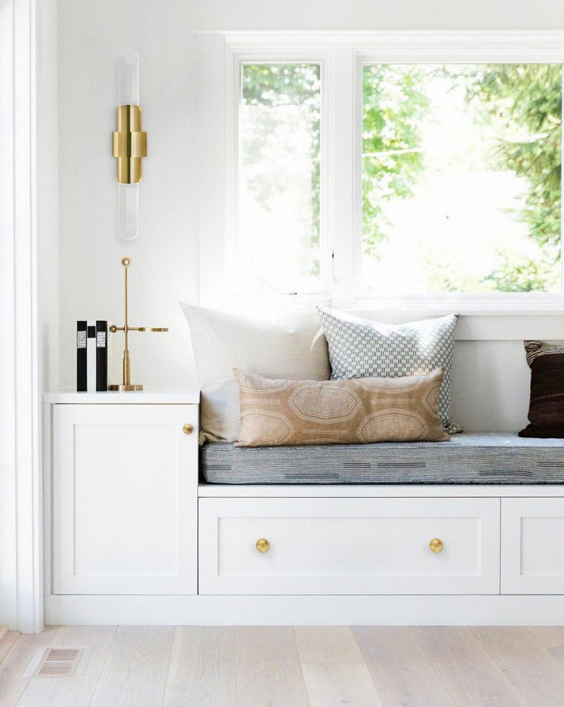 25 Drawer Handles to Modernize Your Furniture Designs